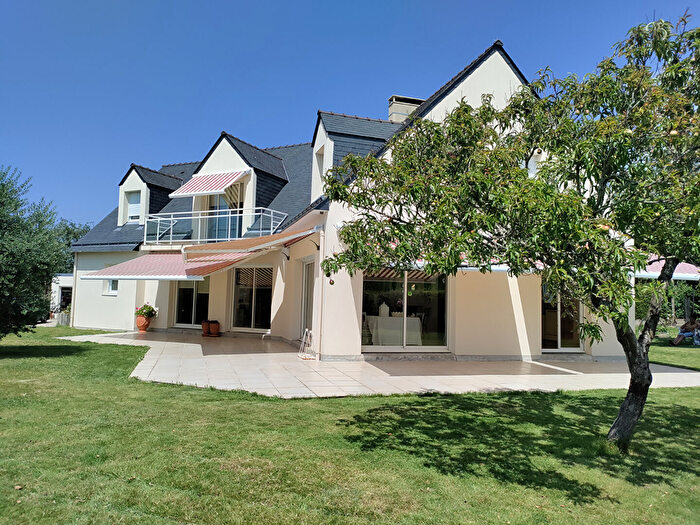 Guérande, Centre-ville, Faubourgs : Maison 7 pièces à vendre