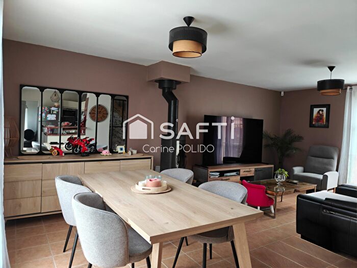 Maison à vendre - Nanteuil-le-Haudouin - 6 pièces - 4 chambres