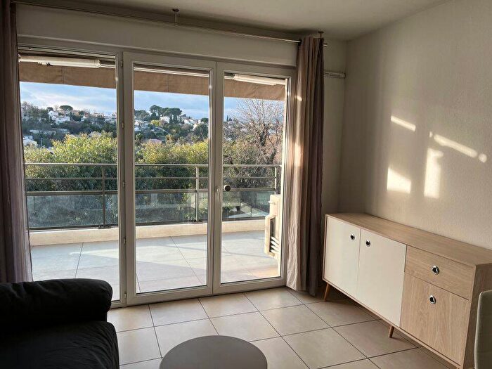 Appartement 2 pièces à Val Fleuri-Montaleigne, Cagnes-sur-Mer, à louer