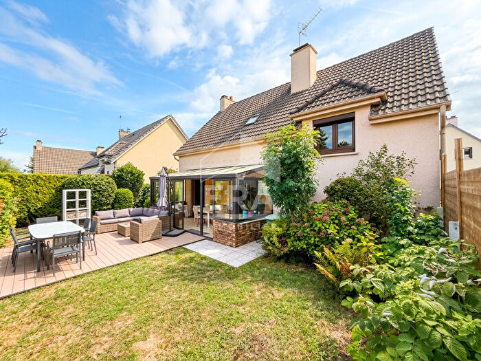 Maison 6 pièces à vendre à Brie-Comte-Robert, Centre-ville