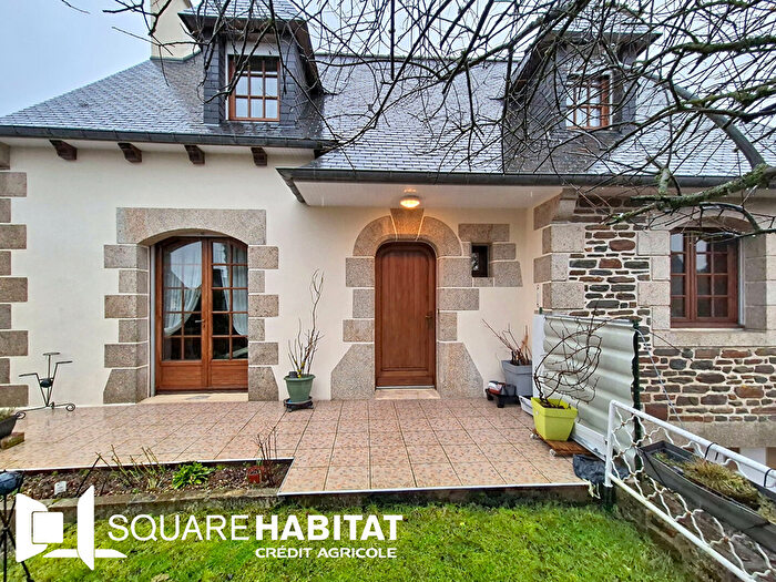 Maison à vendre - Saint-Nicolas-du-Pélem - 5 pièces - 4 chambres