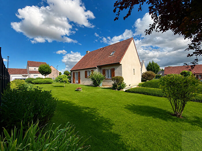 Nesle : Maison 5 pièces à vendre