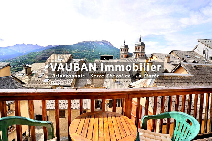 Maison à vendre - Briançon, Centre-ville, Vieille-ville, Vauban - 5 pièces - 3 chambres