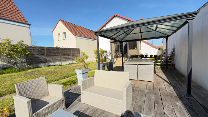 Maison 7 pièces à Saint-Parres-aux-Tertres, à vendre