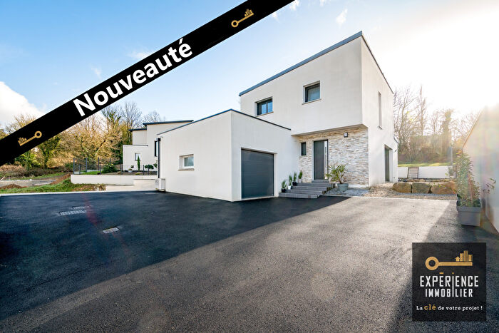 Maison à vendre - Plaintel - 5 pièces - 4 chambres