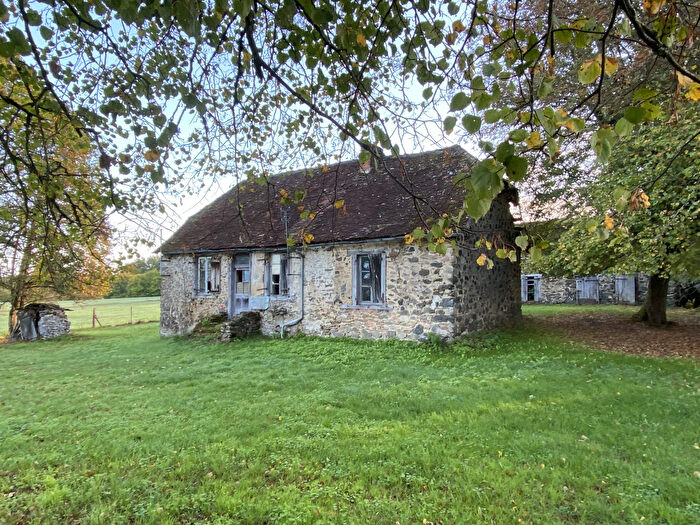 Maison à vendre - Lubersac - 3 pièces - 2 chambres