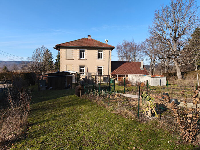 Maison à vendre - Hauteville-Lompnes - 6 pièces - 3 chambres