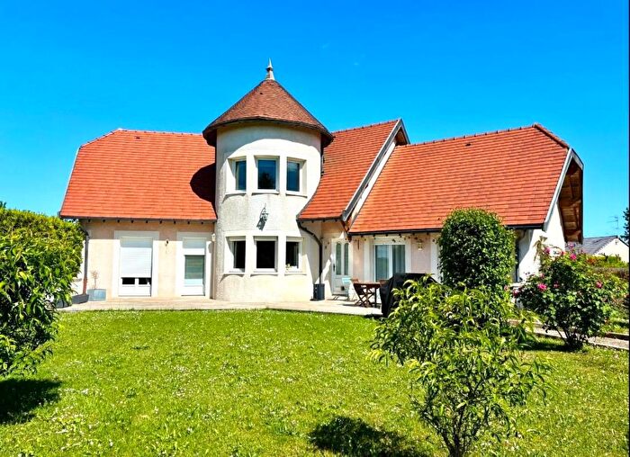 Maison 8 pièces à Chevigny-Saint-Sauveur, à vendre