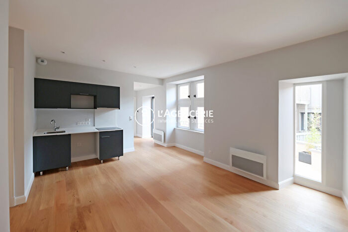 Appartement à louer - Albi, Centre-ville - 2 pièces - 1 chambre