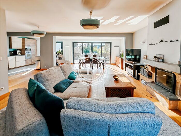 Maison à vendre - Gournay-sur-Marne - 5 pièces - 3 chambres