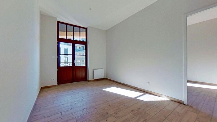 Les Genêts-Le Vinatier-Le Lessivas, Bron - Appartement 2 pièces à louer