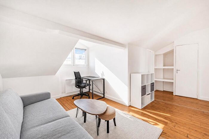 Appartement 2 pièces à Boulogne-Billancourt, Jean Jaurès, Reine, à vendre