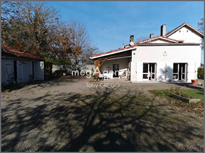 Tieste-Uragnoux : Maison 6 pièces à vendre