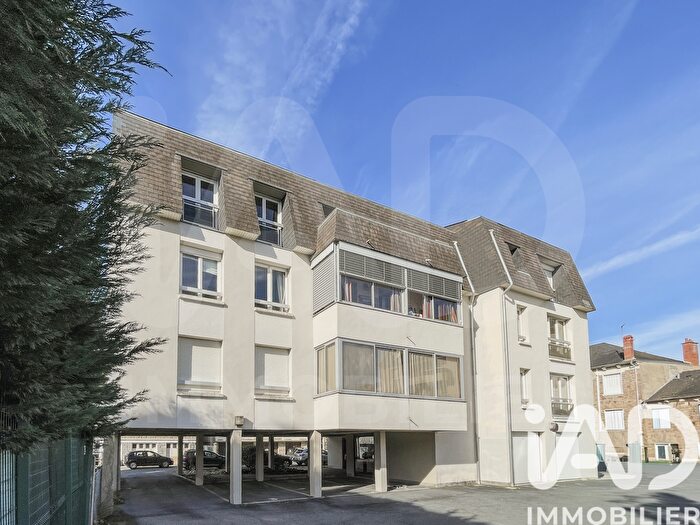 Brive-la-Gaillarde, Centre-ville, Pont Cardinal, Champanatier : Appartement 1 pièce à vendre