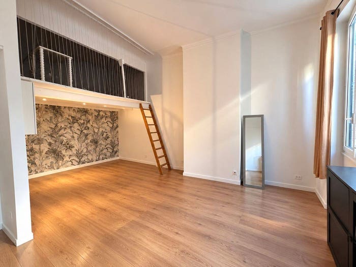 Préfecture, Marseille 6ème arrondissement - Appartement 1 pièce à louer
