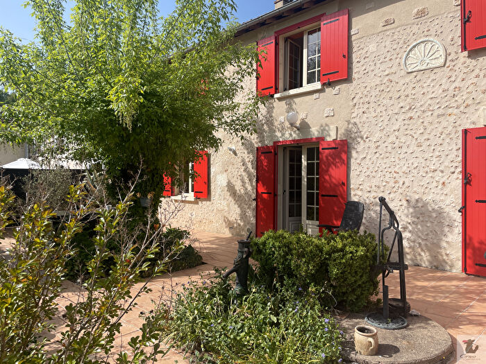Maison 6 pièces à Vergt, à vendre