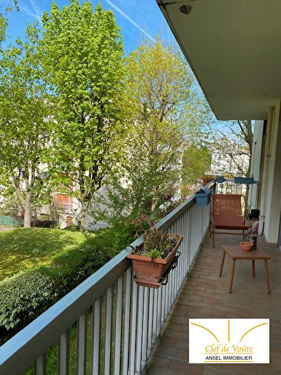 Rueil-Malmaison, Mazurieres : Appartement 5 pièces à vendre