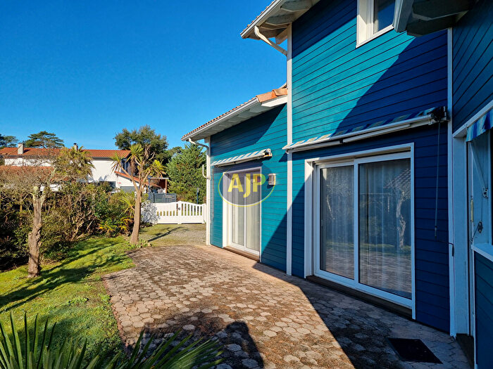 Maison à louer - Capbreton, Les Dunes, Les Vignes, Péry - 5 pièces - 4 chambres