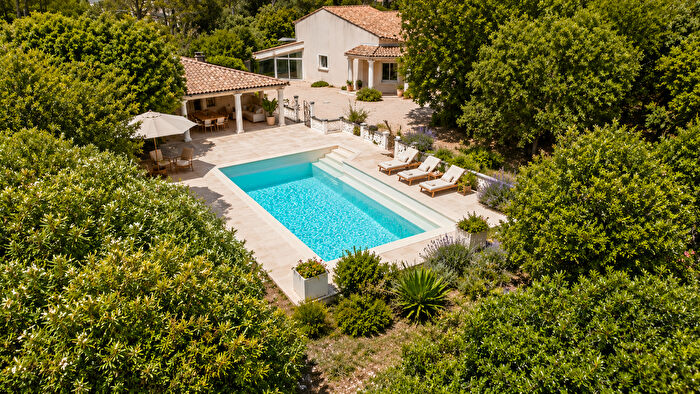 Pernes-les-Fontaines - Maison 7 pièces à vendre