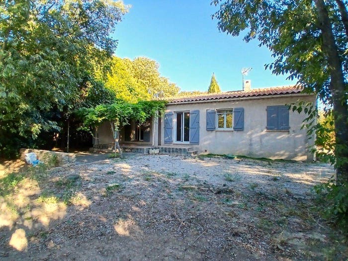 Maison 4 pièces à Les Viougues, Salon-de-Provence, à louer