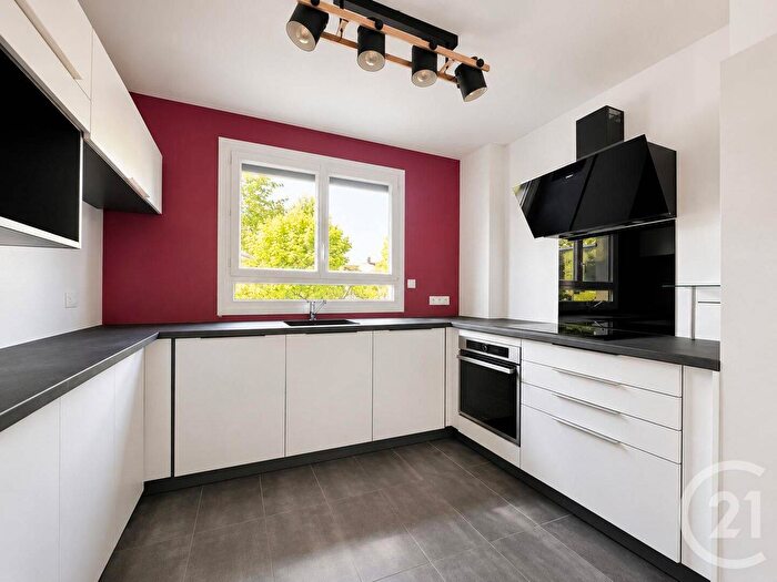 Sainte-Geneviève-des-Bois : Appartement 4 pièces à louer