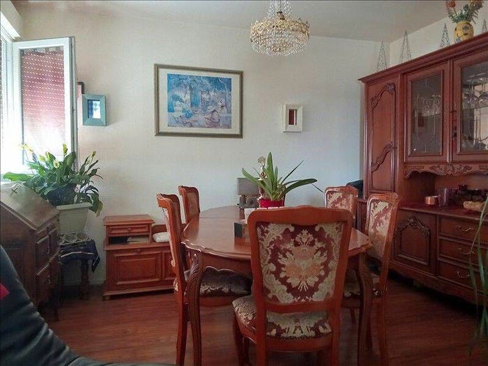 Chaprais, Cras, Besançon : Appartement 4 pièces à louer