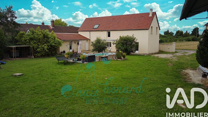 Maison à vendre - Pers-en-Gâtinais - 6 pièces - 3 chambres