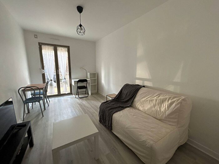 Appartement 1 pièce à louer à Centre Ville, Reims