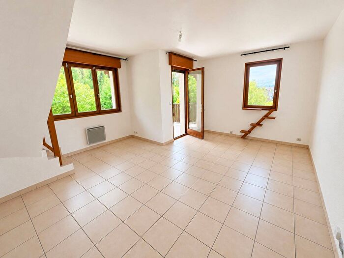 Maison 4 pièces à Allinges, à louer
