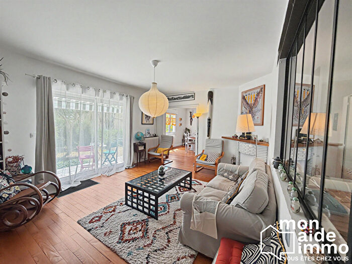 Maison 6 pièces à Coutras, à vendre