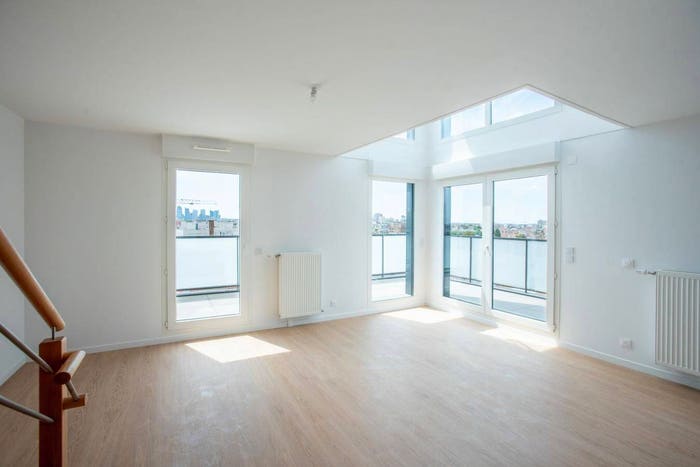 Agent Sarre-Centre-Les Vallées-La Garenne, Colombes - Appartement 5 pièces à louer