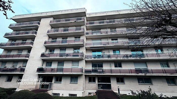 Appartement à vendre - Saint-Germain-en-Laye, Pontel, Schnapper, Sous-préfecture - 2 pièces - 1 chambre