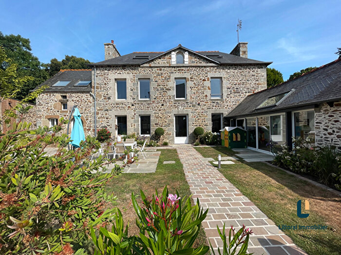 Pordic - Maison 9 pièces à vendre