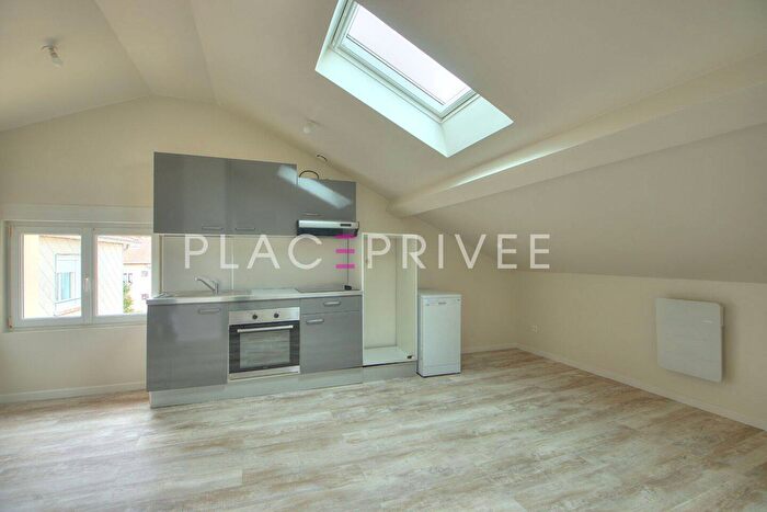 Appartement à louer - Mouzimpre Kleber, Essey-lès-Nancy - 2 pièces - 1 chambre