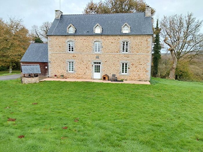 Glomel : Maison 5 pièces à vendre