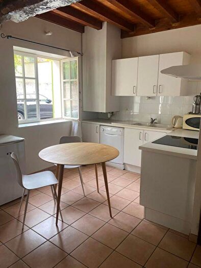 Appartement à louer - Reyrieux - 2 pièces - 1 chambre