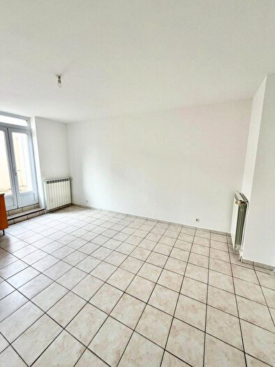 Appartement à louer - Cité Pierre et Marie Curie, Ivry-sur-Seine - 2 pièces - 1 chambre