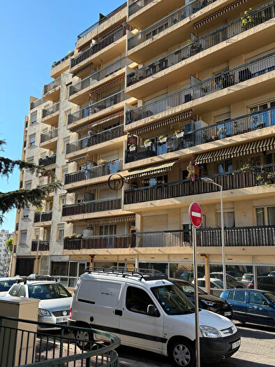 Appartement à vendre - Nice, Saint-Roch - 3 pièces - 2 chambres