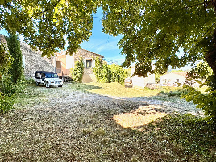 Entrechaux - Maison 3 pièces à louer