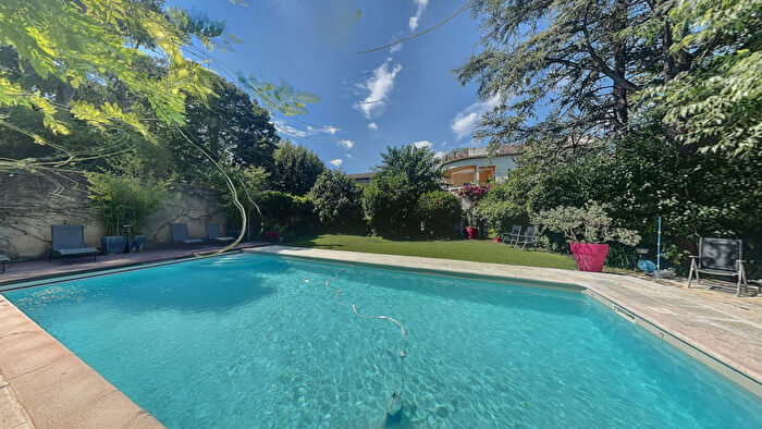 Avignon, Les Sources : Maison 12 pièces à vendre
