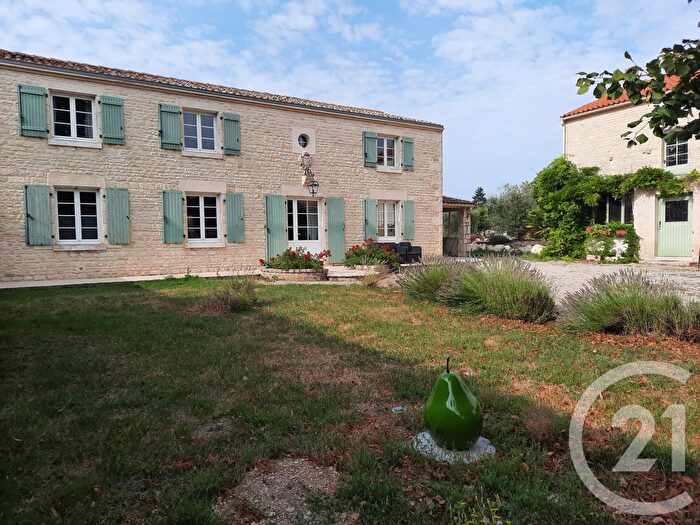 Maison à vendre - Paizay-le-Chapt - 7 pièces - 4 chambres