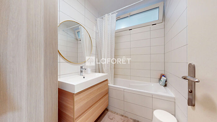 Appartement à vendre - Hoenheim - 6 pièces - 4 chambres