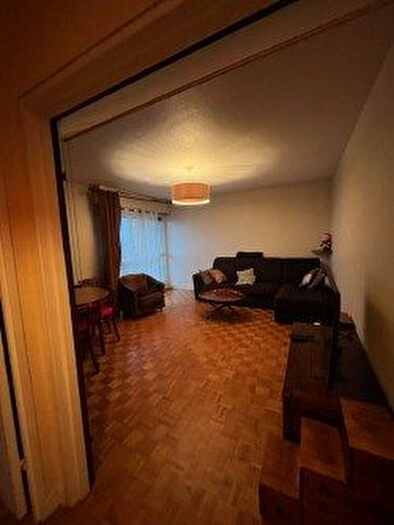 Appartement à louer - Ivry-sur-Seine, Petit Ivry - 2 pièces - 1 chambre