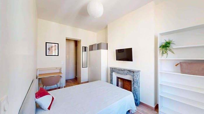 Centre Ville, Reims : Appartement 1 pièce à louer