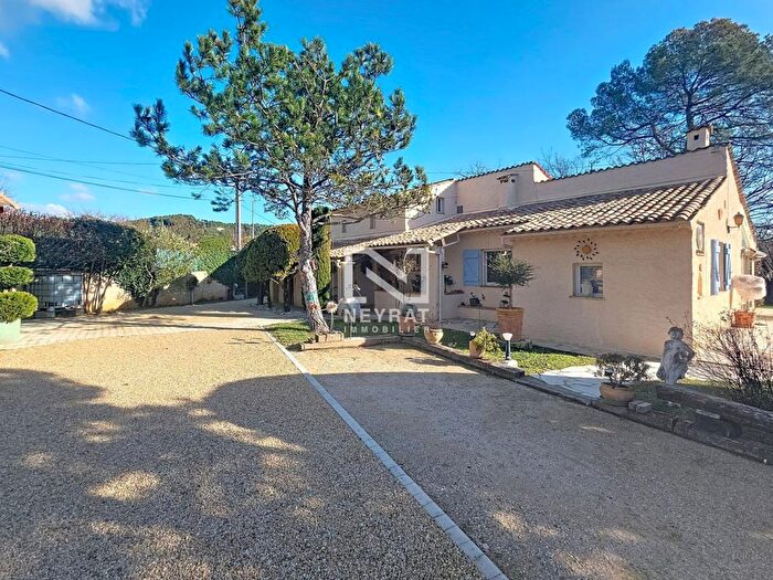 Maison à vendre - Seillans - 9 pièces - 4 chambres