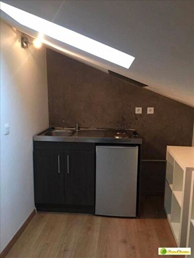 Appartement 1 pièce à Vieil Angoulême-Centre Ville, à louer