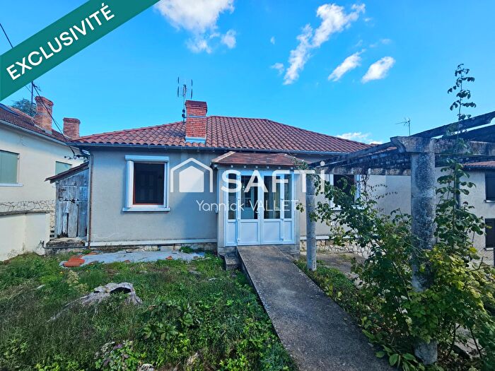 Maison à vendre - Ribérac - 5 pièces - 3 chambres