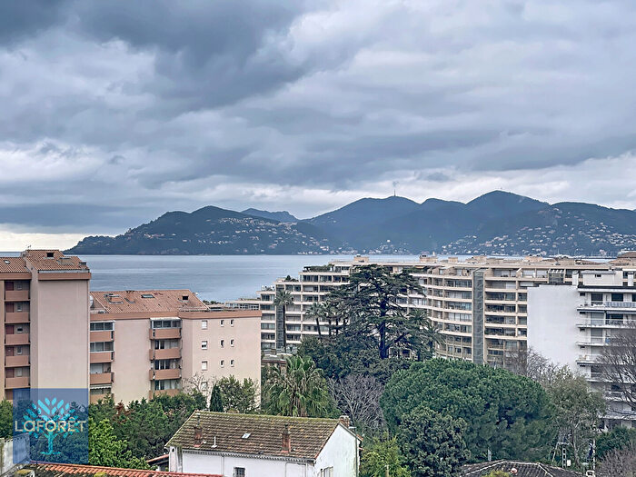 Appartement à vendre - Cannes, Croix des Gardes - 3 pièces - 2 chambres