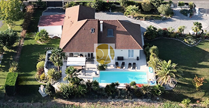 Maison à vendre - Montardon - 6 pièces - 4 chambres