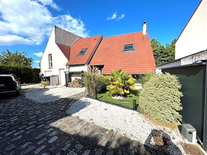La Queue-en-Brie : Maison 7 pièces à vendre